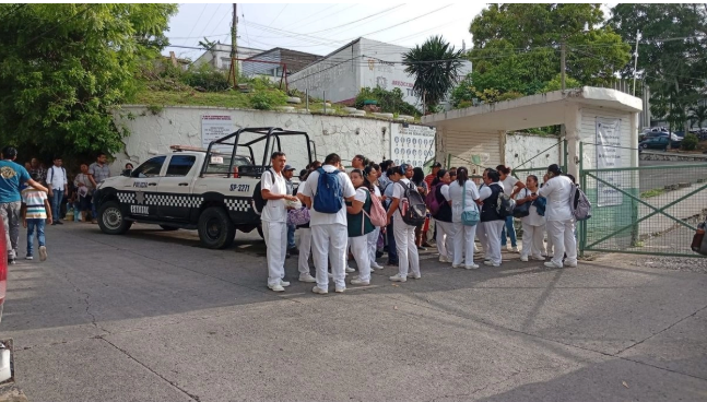 La Jornada Maya | Nacional | La Jornada | Ataque armado en hospital de Veracruz deja un muerto y ...