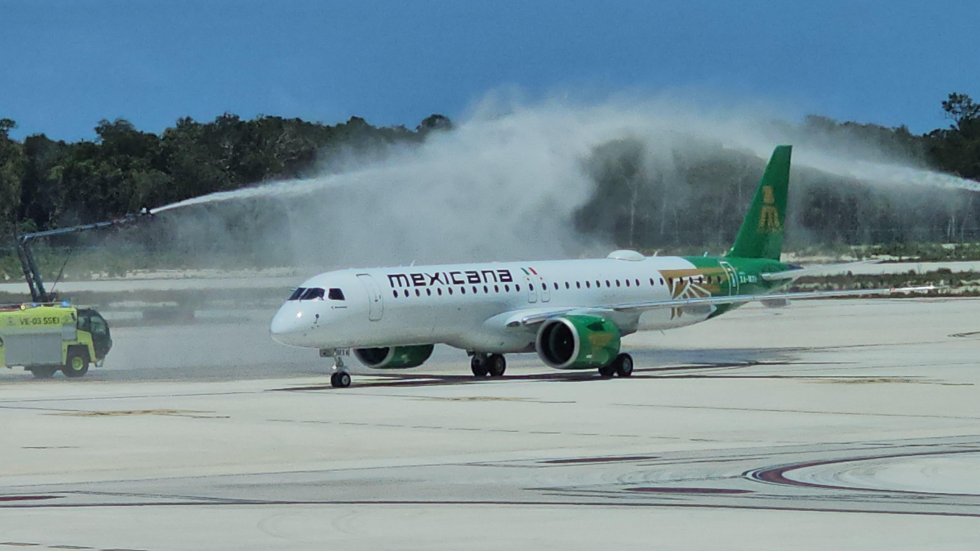 La Jornada Maya | Quintana Roo | Miguel Améndola | Aterriza en Tulum primer vuelo comercial del ...