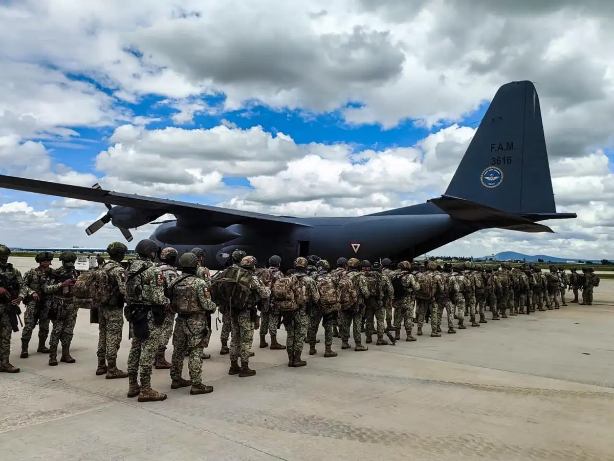 La Jornada Maya | Nacional | La Jornada | Refuerzo militar en Sinaloa: arriban 90 efectivos de ...